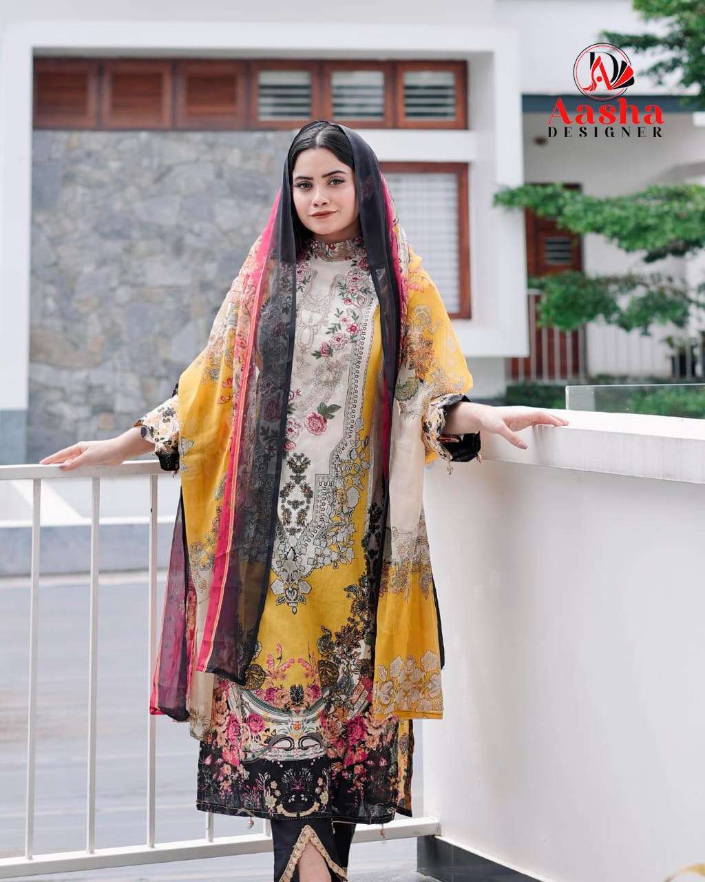 MANUFACTURER OF PAKISTANI SALWAR SUIT